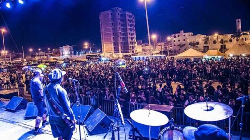 Banda Entrequadras abre temporada 2025 do Samamba Rock+